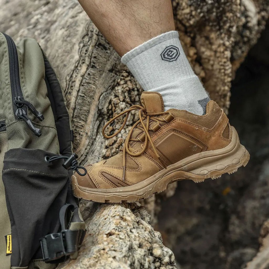 Military White Socks "Iguana"