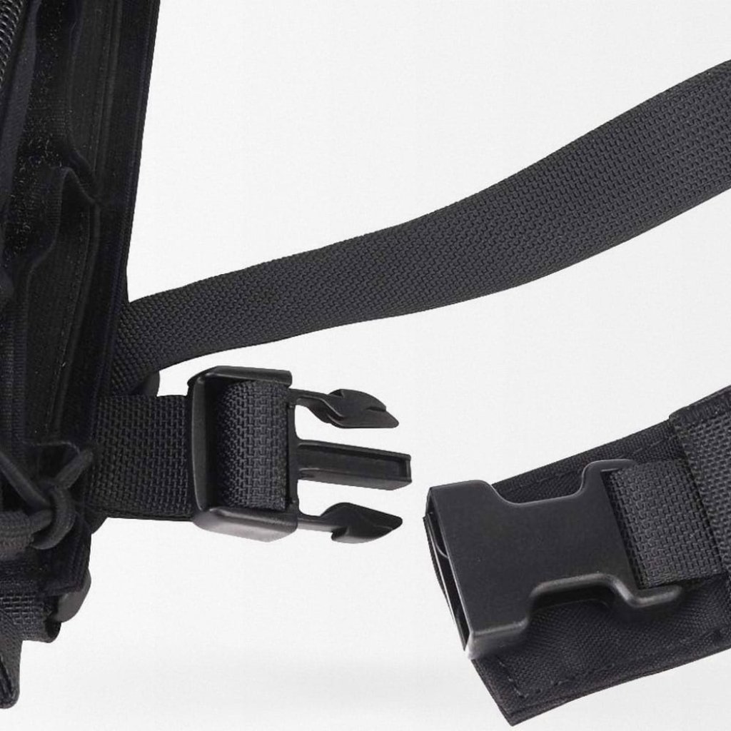 Black Micro Chest Rig "D3CRM"