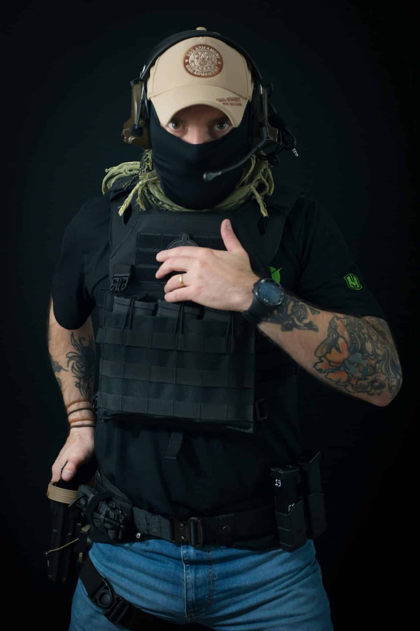 How To Wear An Army Combat Shirt?