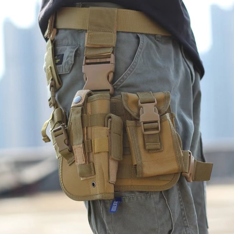 Drop Leg Holster With Mag Pouch