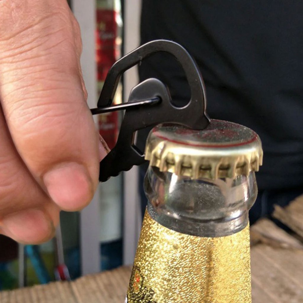 Tactical Carabiner Cap Lifter